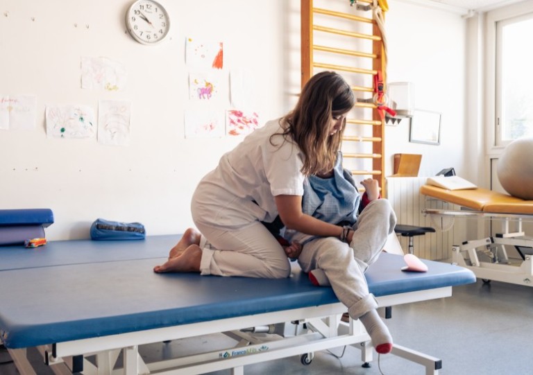Déficience motrice de l’enfant et du jeune adulte